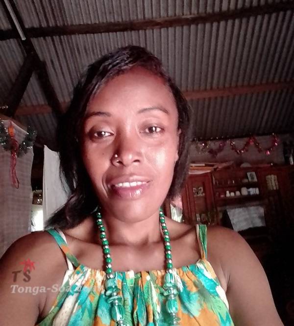 MA84870 : une relation serieuse et a long terme (Pierrette - Mariage)