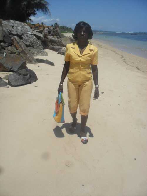 MA41436 : femme libre cherche relation pour mariage (Luvienne - Mariage)